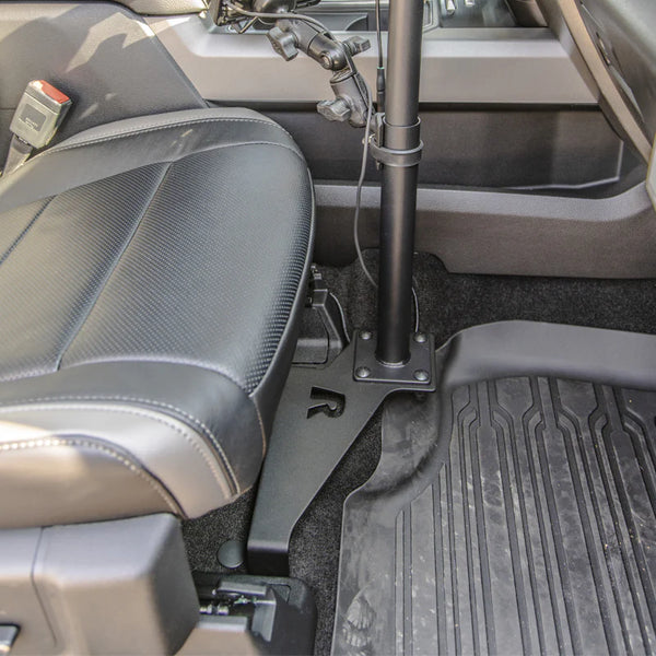 RAM® No-Drill™ Ball Mount for '15-25 Ford F-150, ’17-25 F-250 + More ...